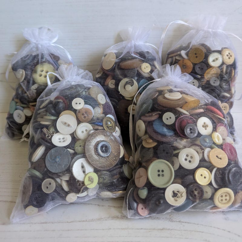 Bakelite Buttons - Etsy