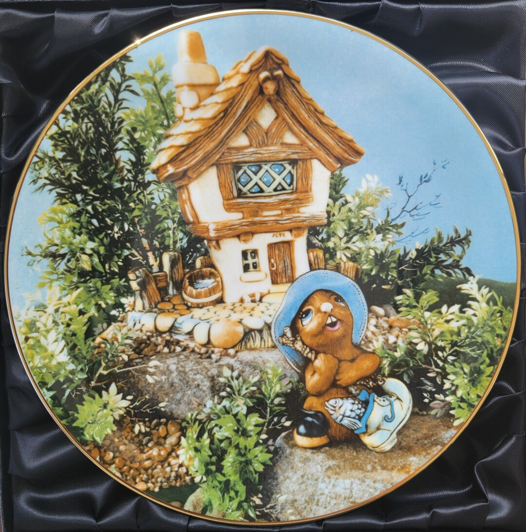 Whopper - Pendelfin Limited Edition Collectors Plate by Doreen Noel ...