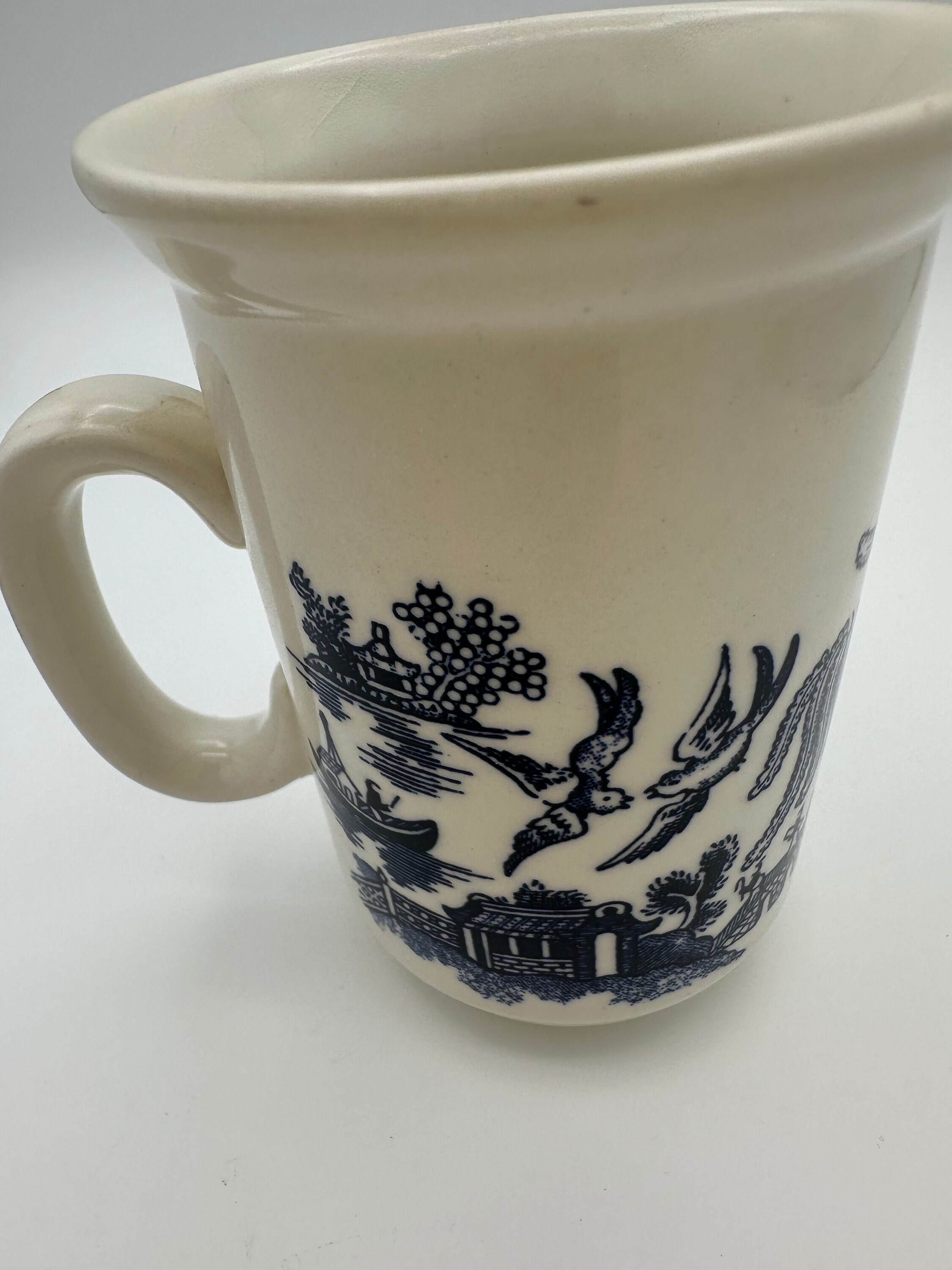 Churchill England Blue Willow Mug 4 3/8”, Made in England, Blue and ...