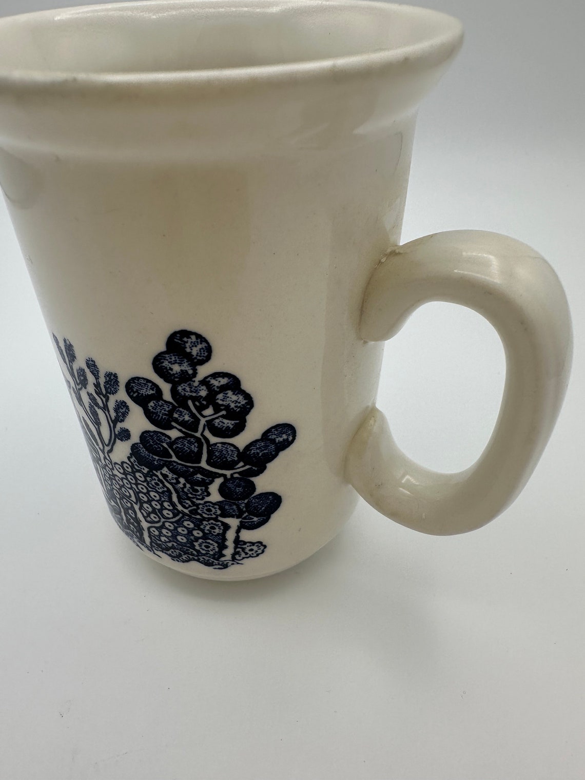 Churchill England Blue Willow Mug 4 3/8”, Made in England, Blue and ...