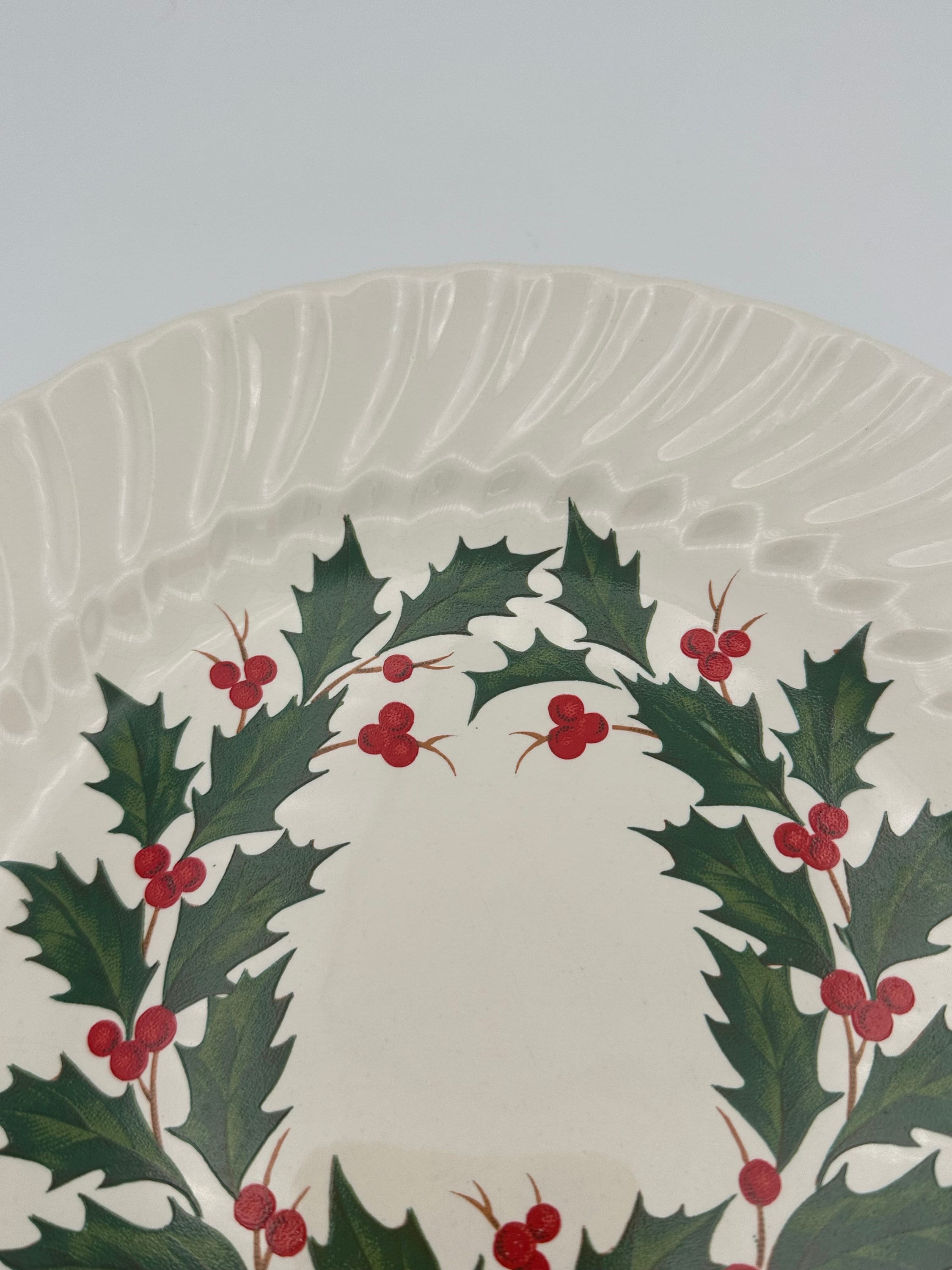 Scio Pottery Holly Pattern Dinner Plate 10 1/8”, MCM Holly With Berries ...