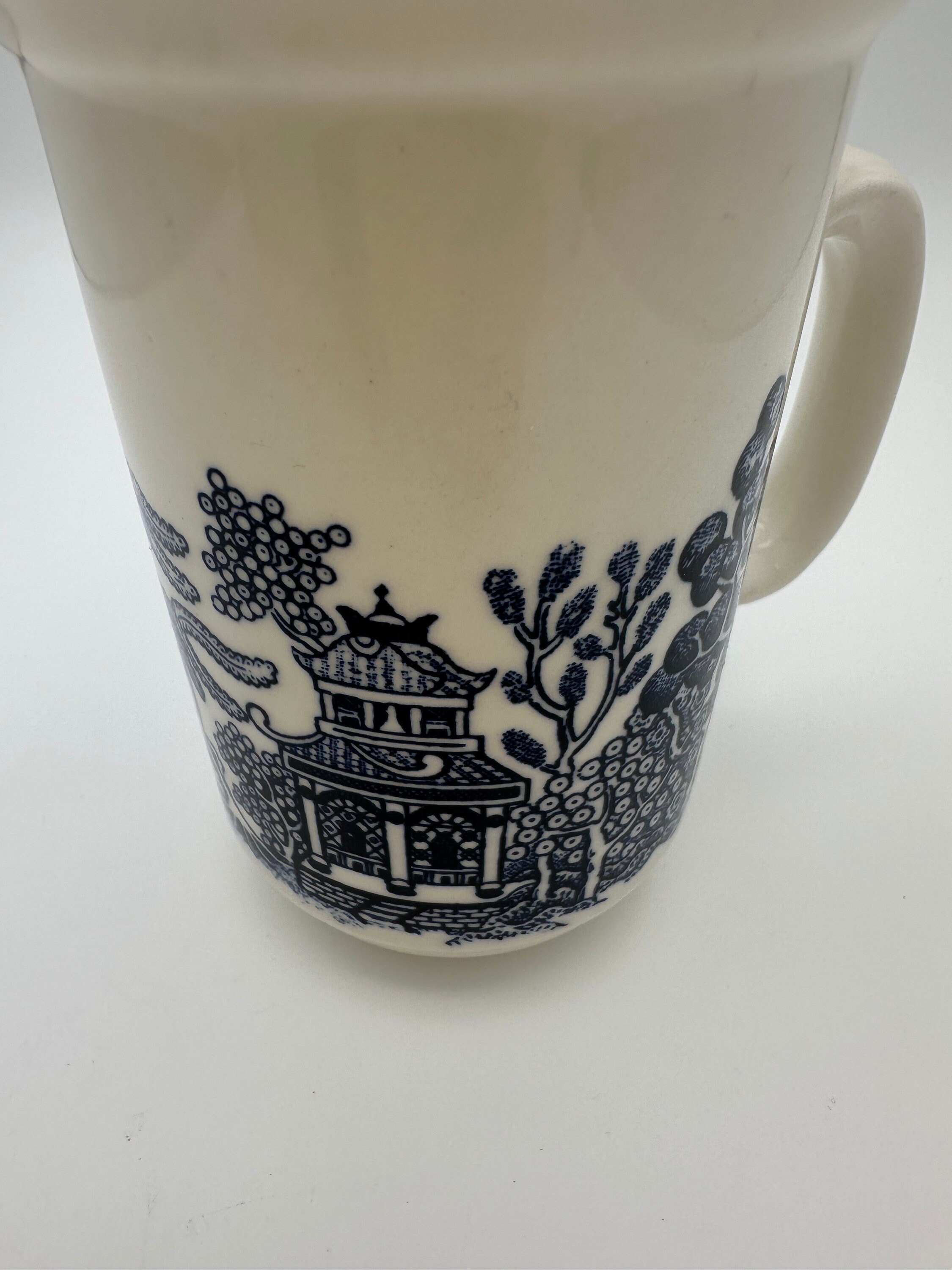 Churchill England Blue Willow Mug 4 3/8”, Made in England, Blue and ...