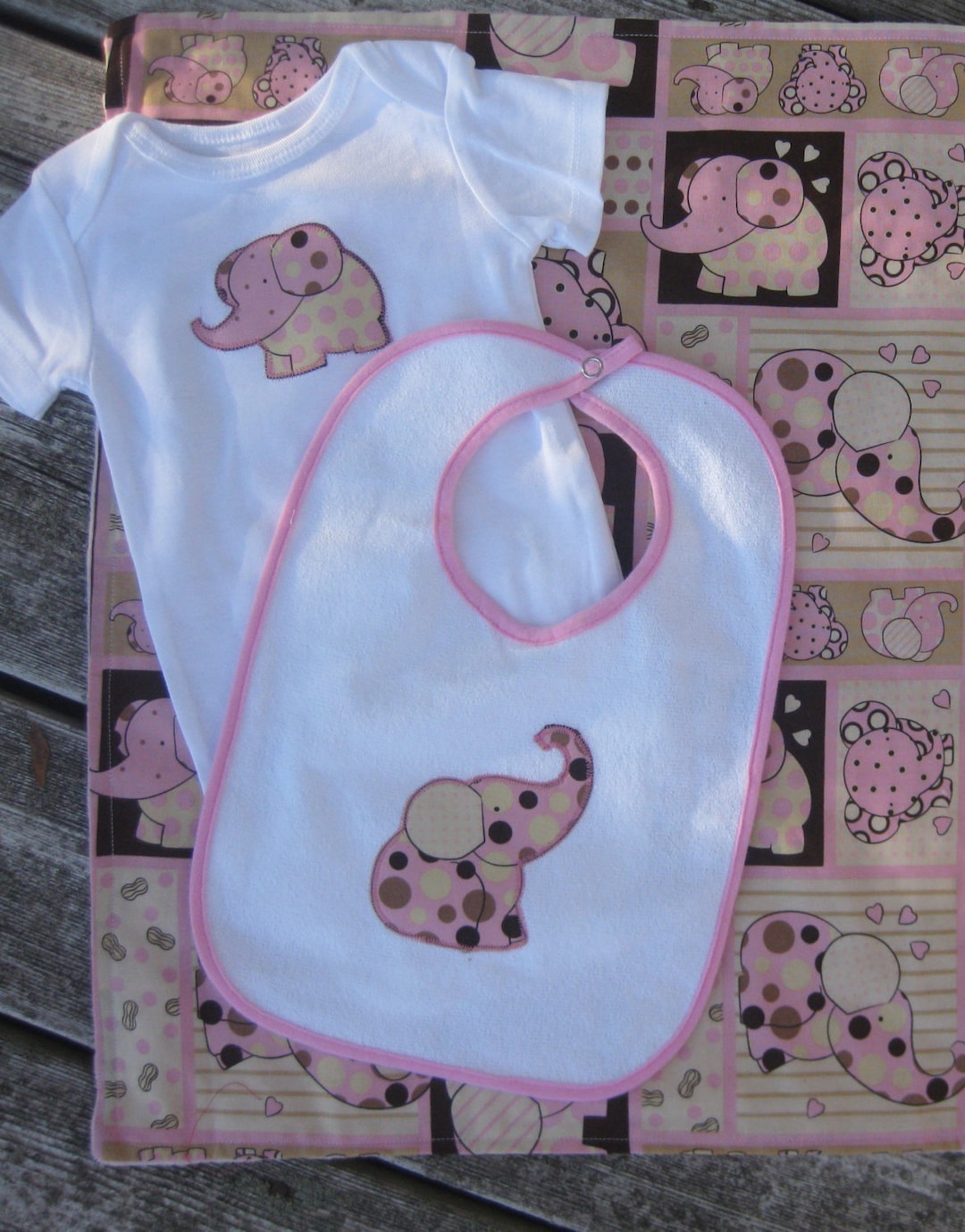 Pink Elephant Gift Set for a Baby Girl Onesie and Bib Pink - Etsy