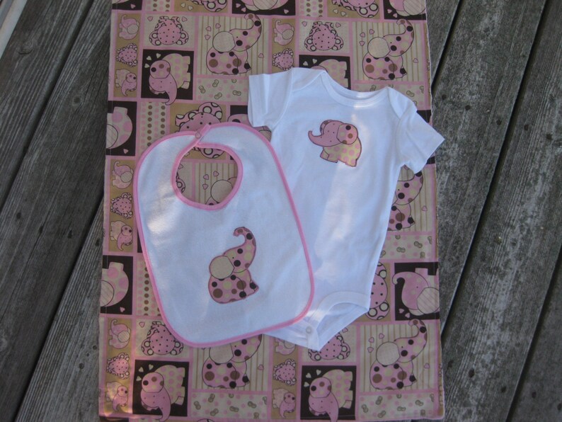 Pink Elephant Gift Set for a Baby Girl Onesie and Bib Pink - Etsy