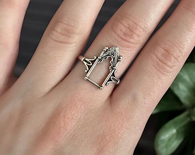Gothic Window Ring - Etsy