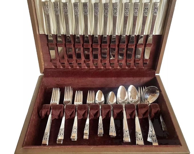 Service for 12 ONEIDA Community Silverplate Complete Flatware Set ...