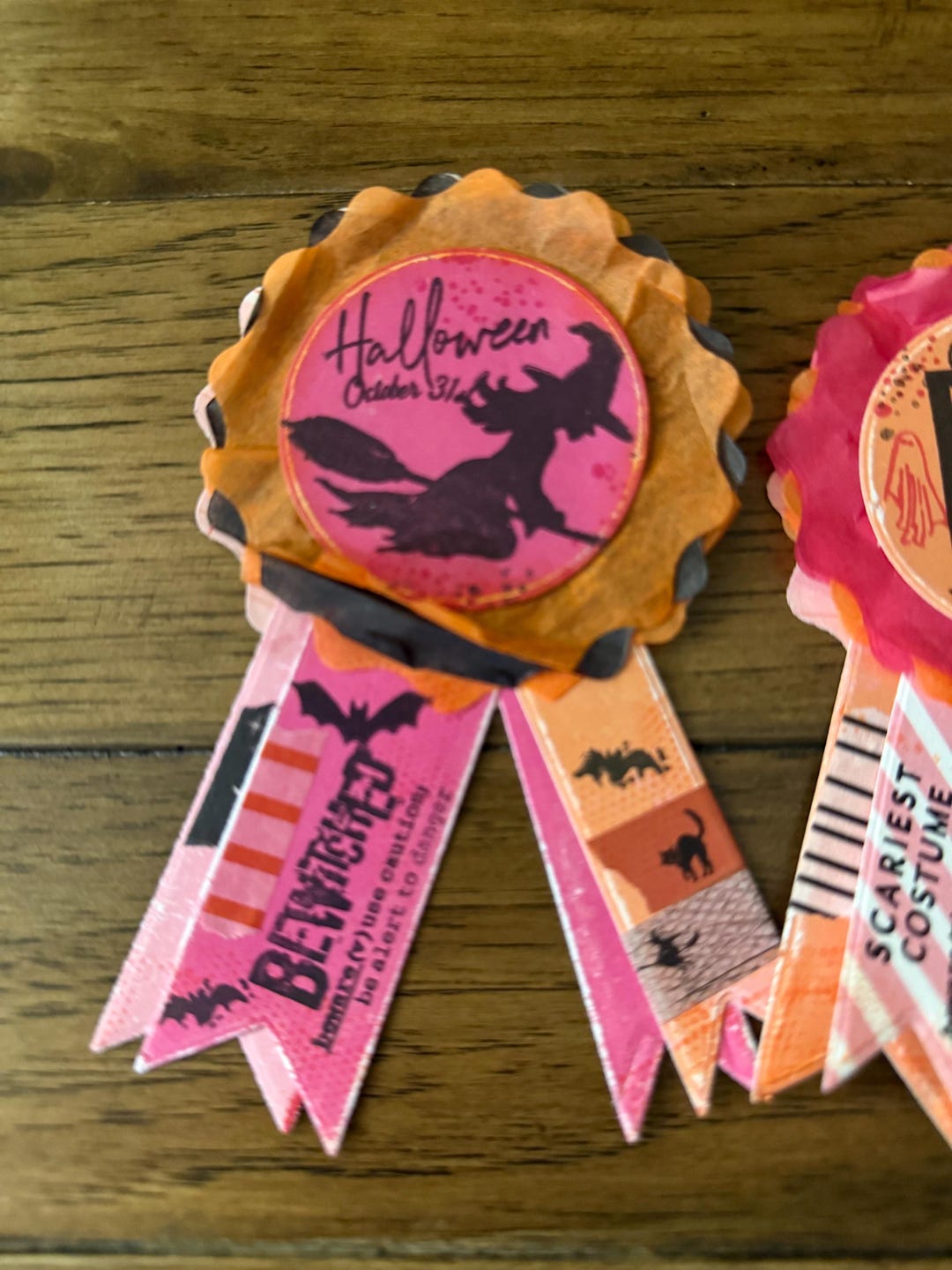 Halloween Theme Prize Ribbon Pins! Costume, Halloween Party Favor ...