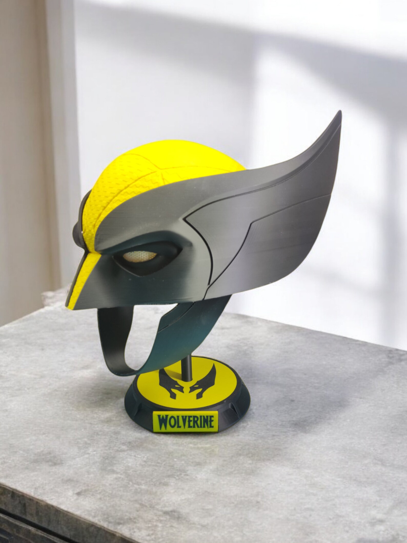 Wolverine Cosplay Bundle: Mask & Stand | Deadpool 3 Wolverine Helmet ...