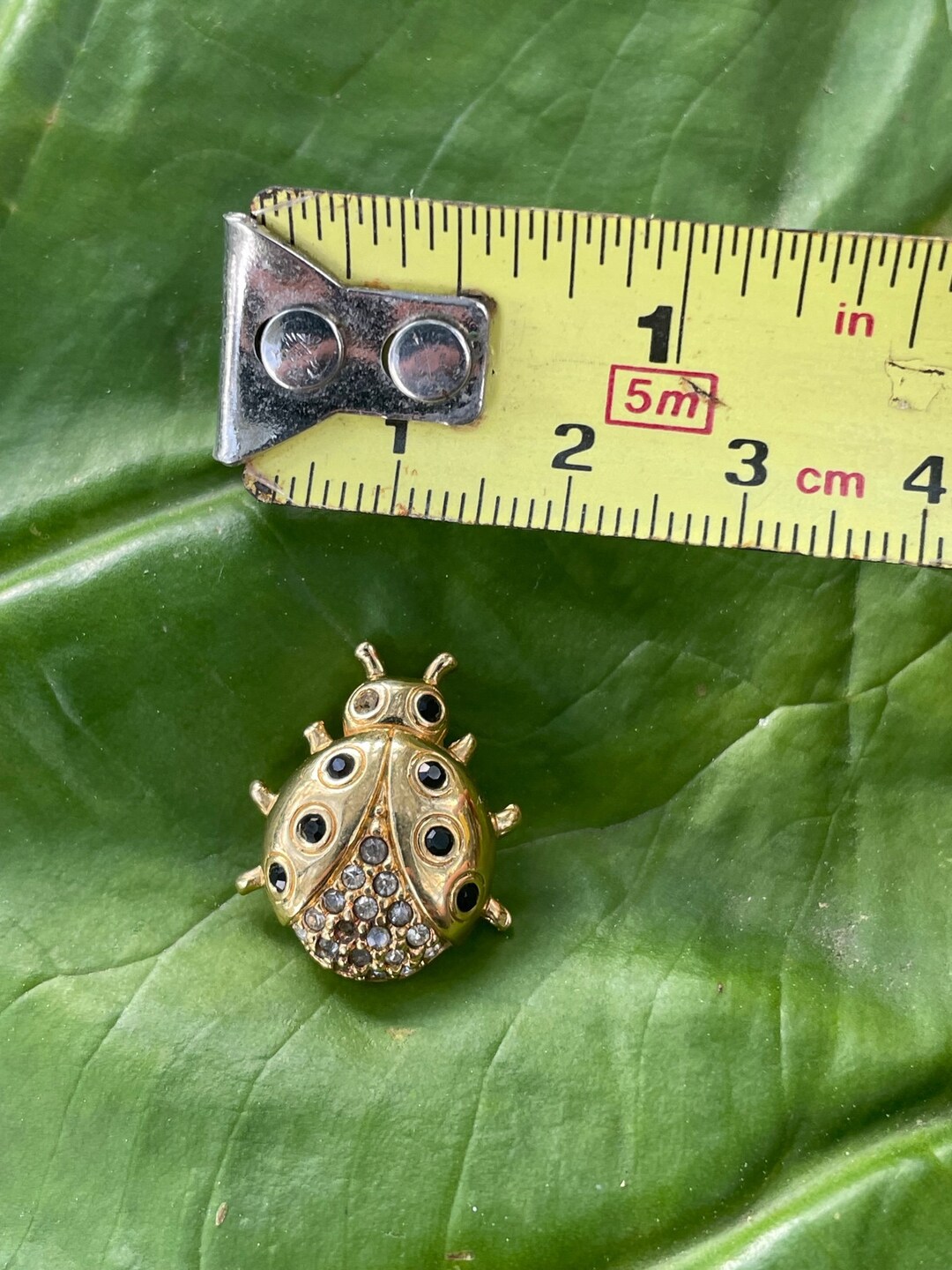 SWAROVSKI S.A.L Ladybug Pin Lapel Signed Designer Gold Tone Cute Animal ...