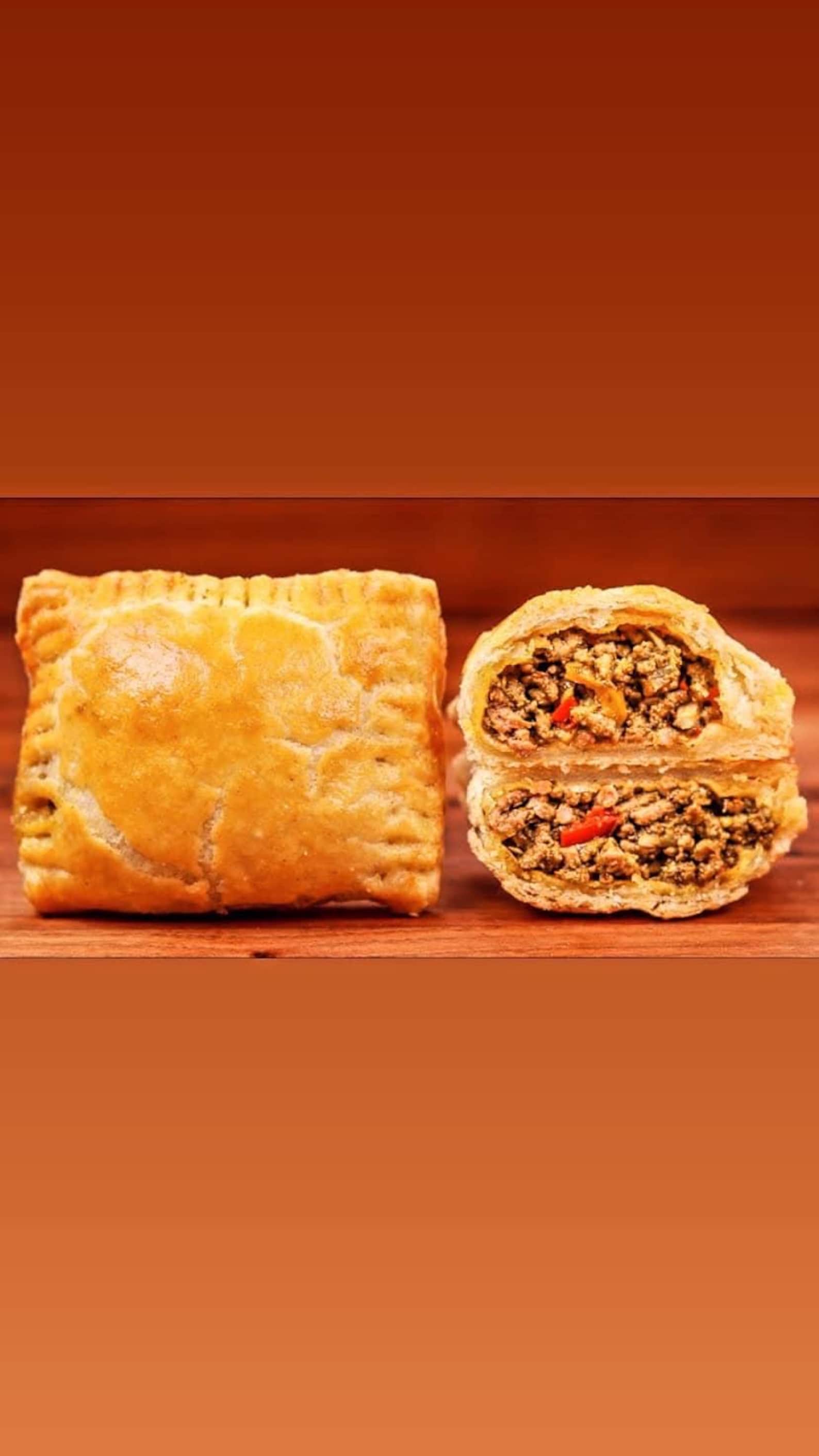 Freshly Baked Haitian Pâté – Chicken, Turkey, Codfish, Beef, & Veggie ...