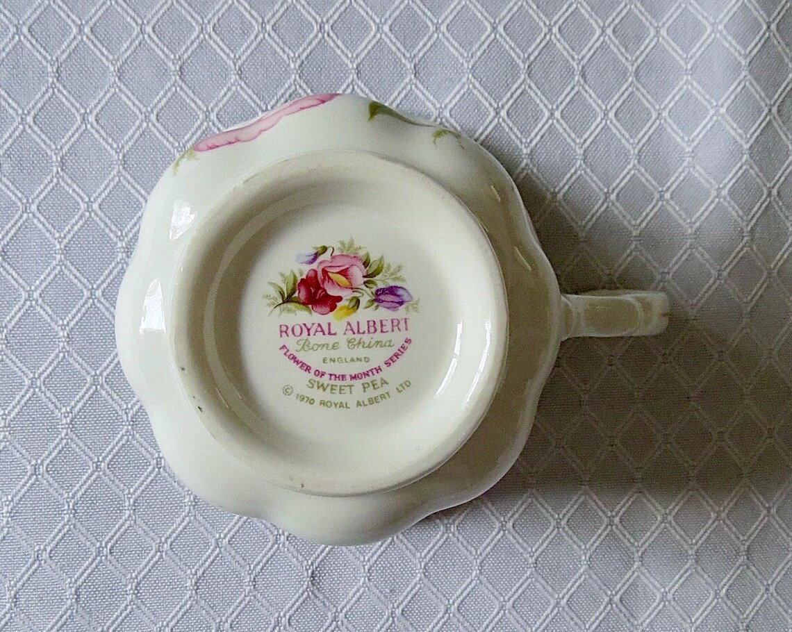 Vintage 'april' Flower of the Month Series Royal Albert Tea Cup, Fine ...