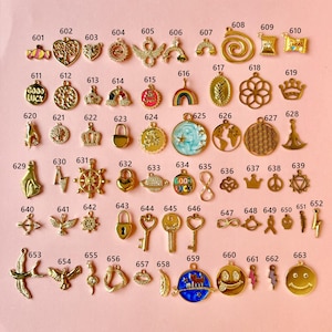 Custom Shoe Charms Chain, Build Your Own Gold Shoe Sneaker Charms ...