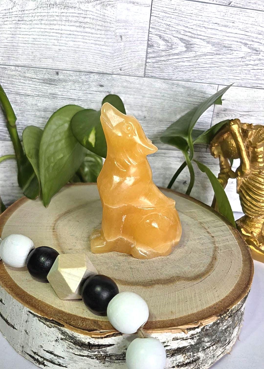 Golden Calcite Howling Wolf Crystal Carving • Spiritual Animal Totem ...