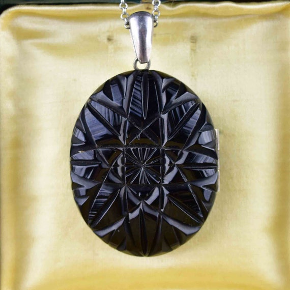 Antique Carved Whitby Jet Locket, Victorian Carved St… - Gem