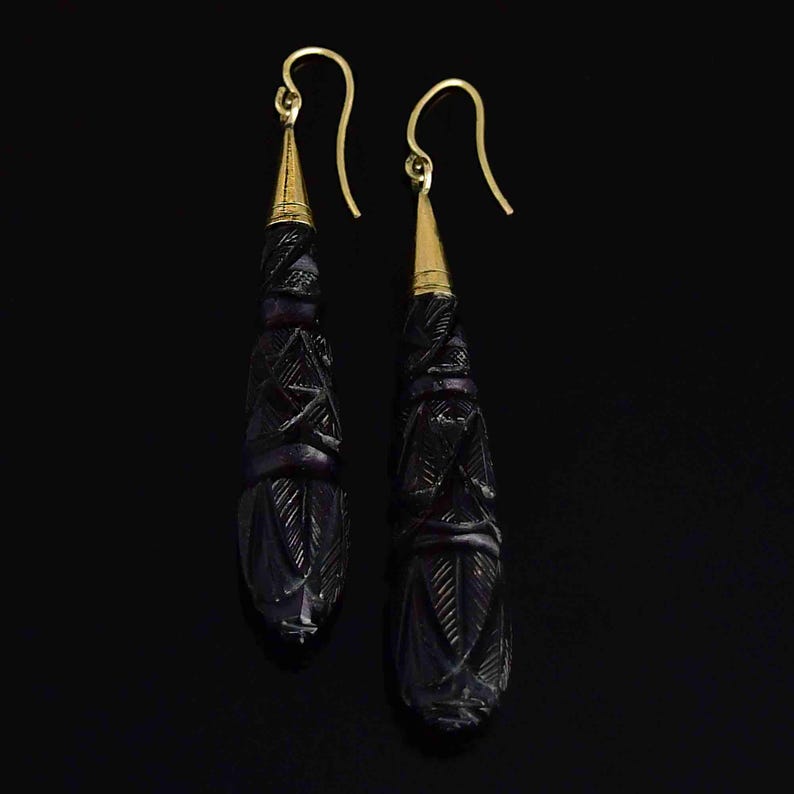 Victorian Whitby Jet Earrings: 9k Gold Carved Torpedo Dangle - Etsy UK