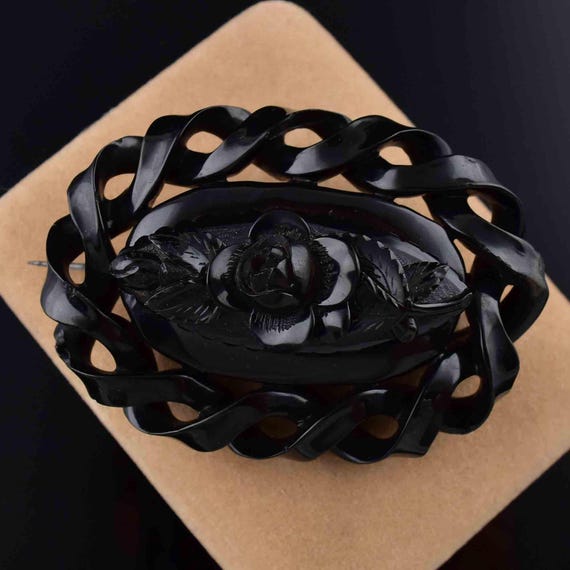 Victorian Large Whitby Jet Brooch, Whitby Jet Rose Mo… - Gem