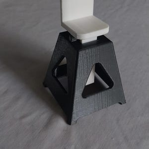 Adjustable 3D Printed GPU Sag Bracket Extends up to 11cm Durable PLA ...