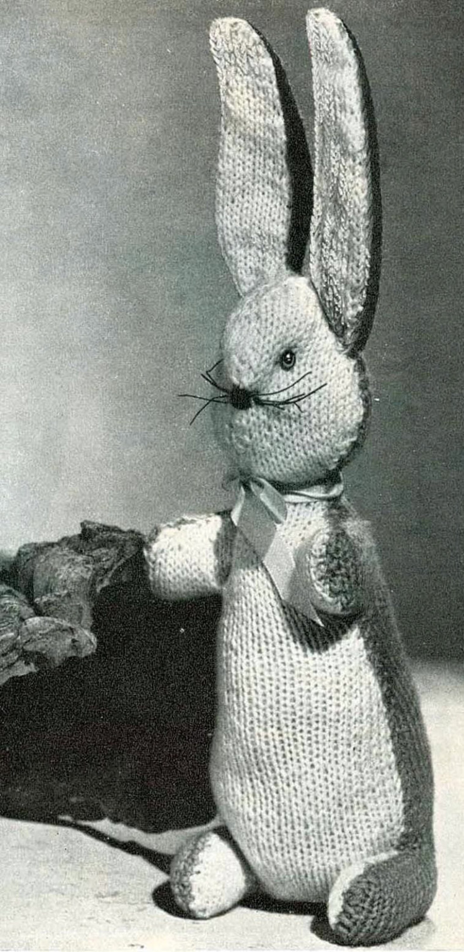 The Toy Box. Knitted Vintage Toy Patterns. Panda. Giraffe. Bunny. Clown ...