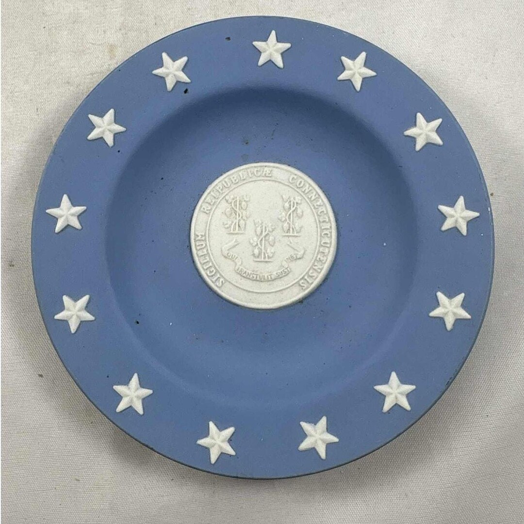 Wedgwood Jasperware State Seal of Connecticut Bicentennial Collector's ...