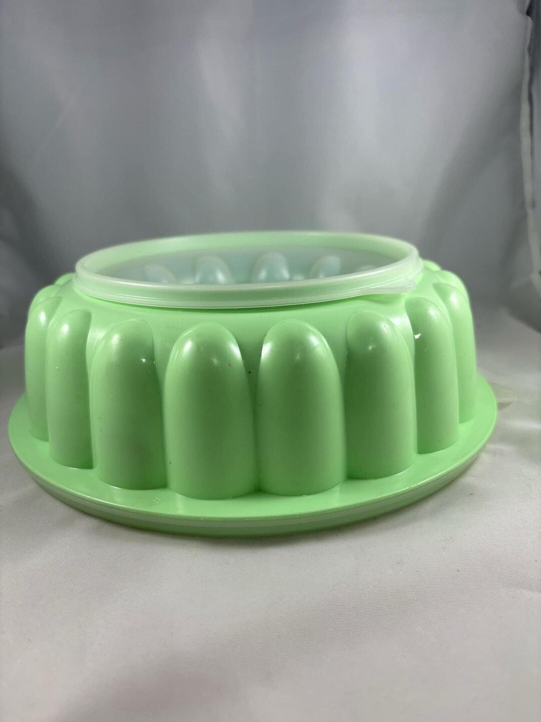 1970s Tupperware Lime Green Jello Mold With Clear Lid - Etsy