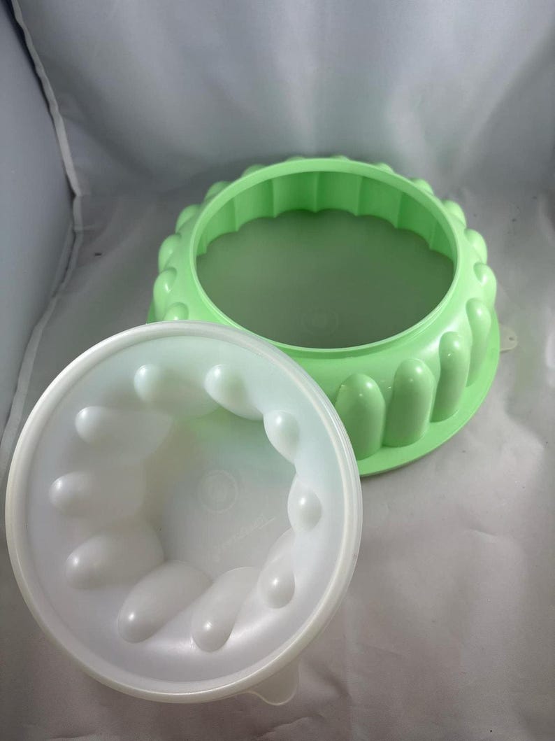 1970s Tupperware Lime Green Jello Mold With Clear Lid - Etsy