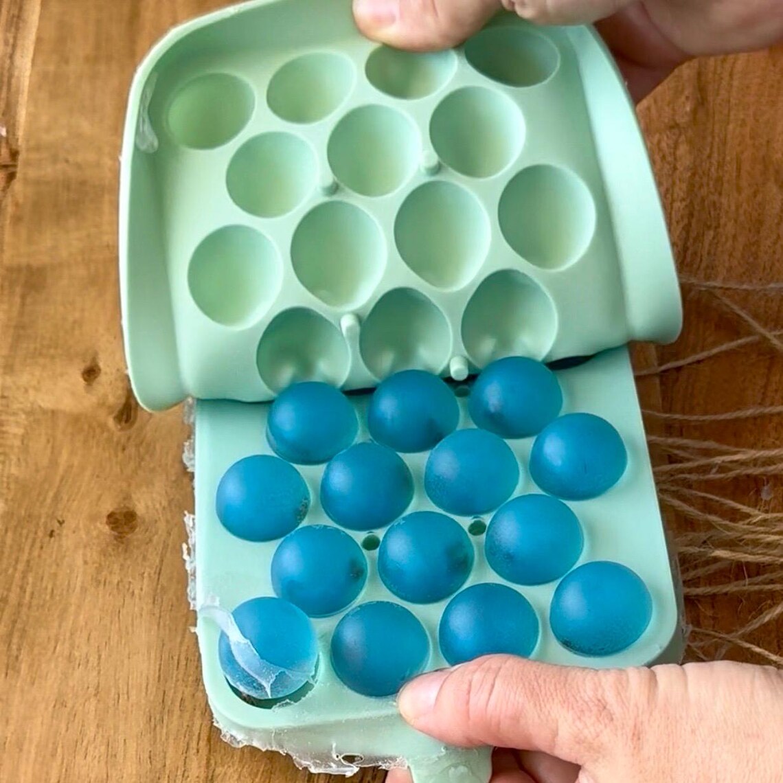 Grape Soap Silicone Mold – Blue : Grape on a Rope, Soapmaking DIY - Etsy