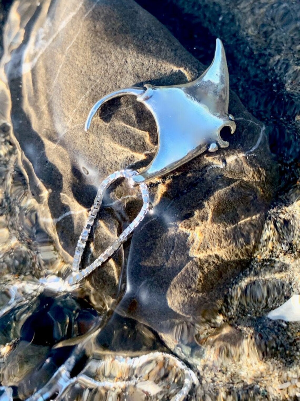 Manta Ray Charm Pendant - Sterling Silver - Aumakua Pendant - Etsy