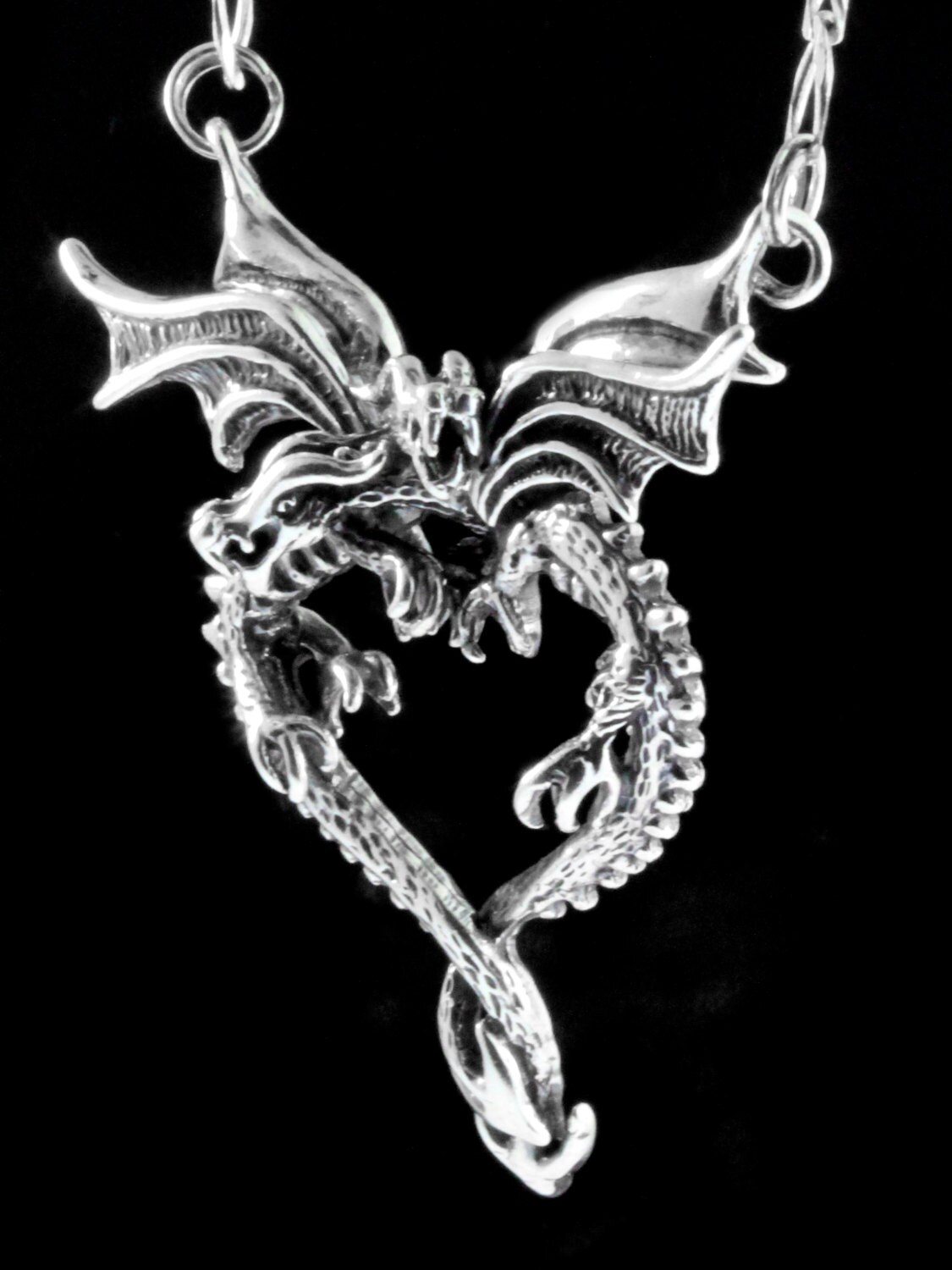 Dragon Necklace Dragon Heart Pendant With Figaro Chain - Etsy