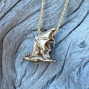 14k Gold Flying Bat Charm Soaring Bat Necklace - Etsy