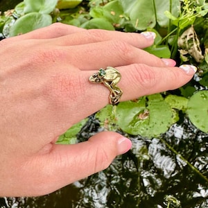 Enchanted Frog Prince Ring - Solid 14k Gold - Prince Charming Ring - Etsy