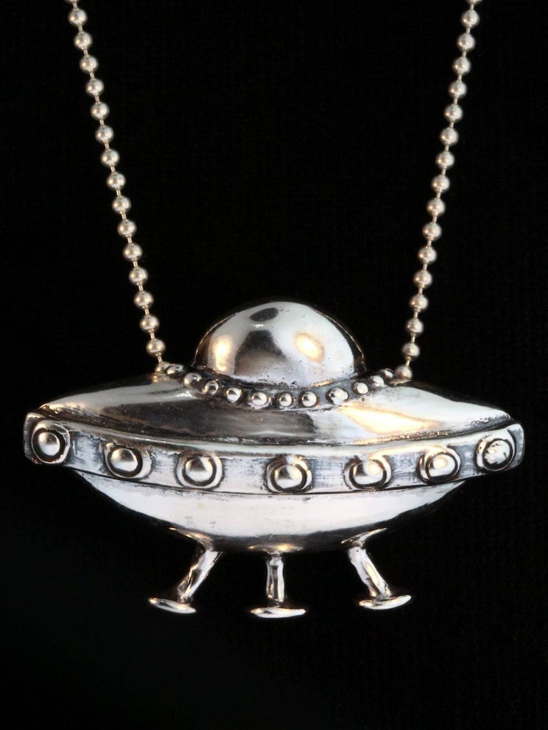Flying Saucer Pendant UFO Charm Alien Ship Necklace Alien - Etsy