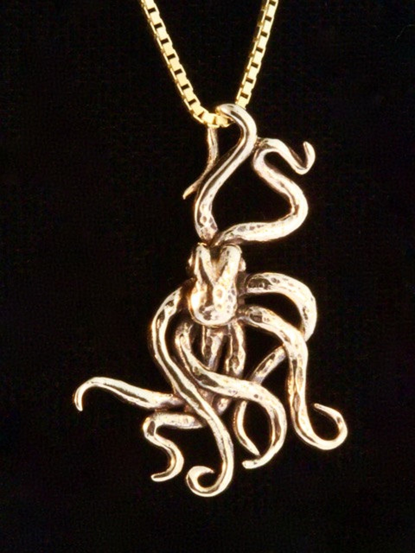 Octopus Charm - Solid 14k Gold - Ocean Diver Tentacle Necklace - Etsy