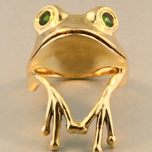 14k Gold Frog Ring With Tsavorite Eyes Tree Frog Ring Frog Prince Cute ...