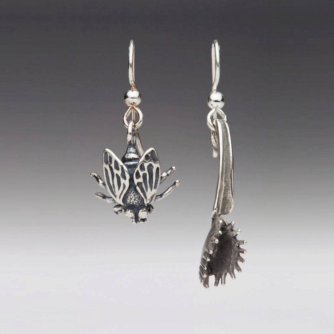 Fly and Flytrap Earrings - Venus Flytrap Jewelry - Venus Flytrap Earrings - Carnivores Plants ...
