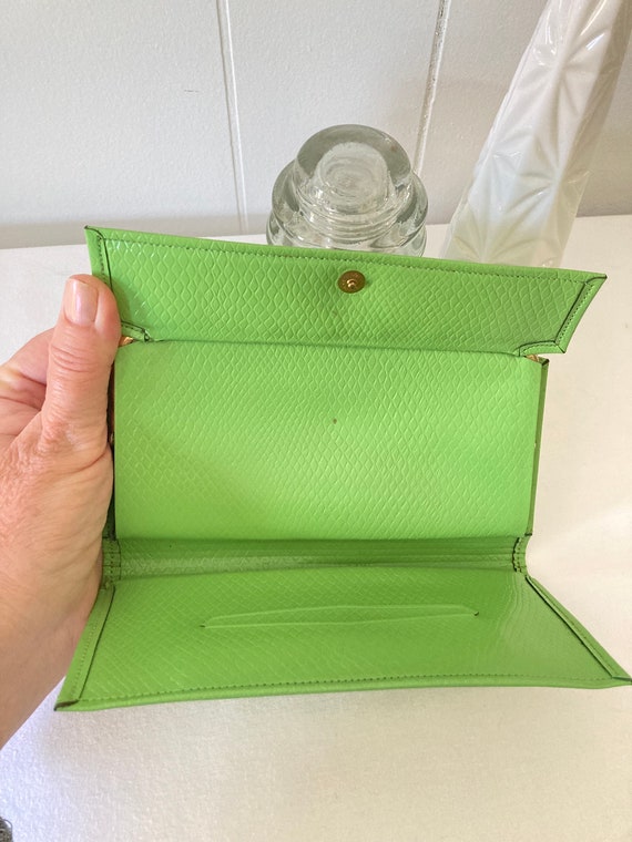 Vintage Lime Green Wallet Bifold Wallet Ladies Wallet - Gem