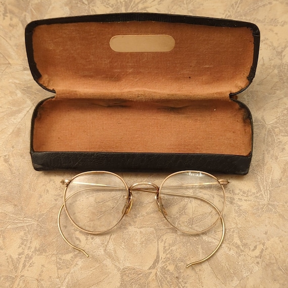 1920's Glasses - Gem