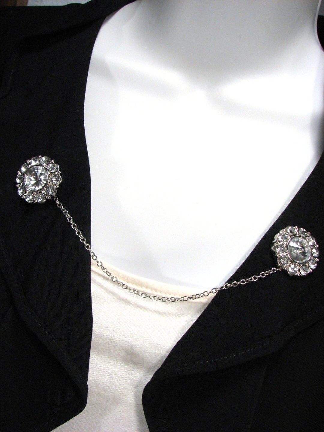 Sweater Clip 11 Brilliant White Rhinestones Silver Chain Accessories ...