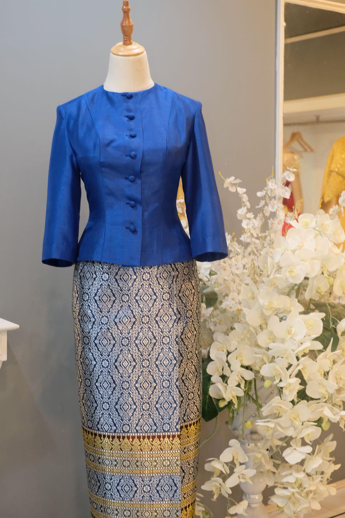 Gorgeous Traditional Thai Dressi Asian Mother of Bride Dressi ...
