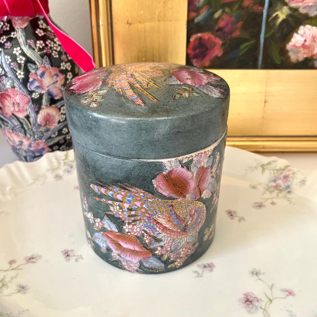 Vintage Chinoiserie Hand Painted Ceramic Cylinder Dresser Box With ...