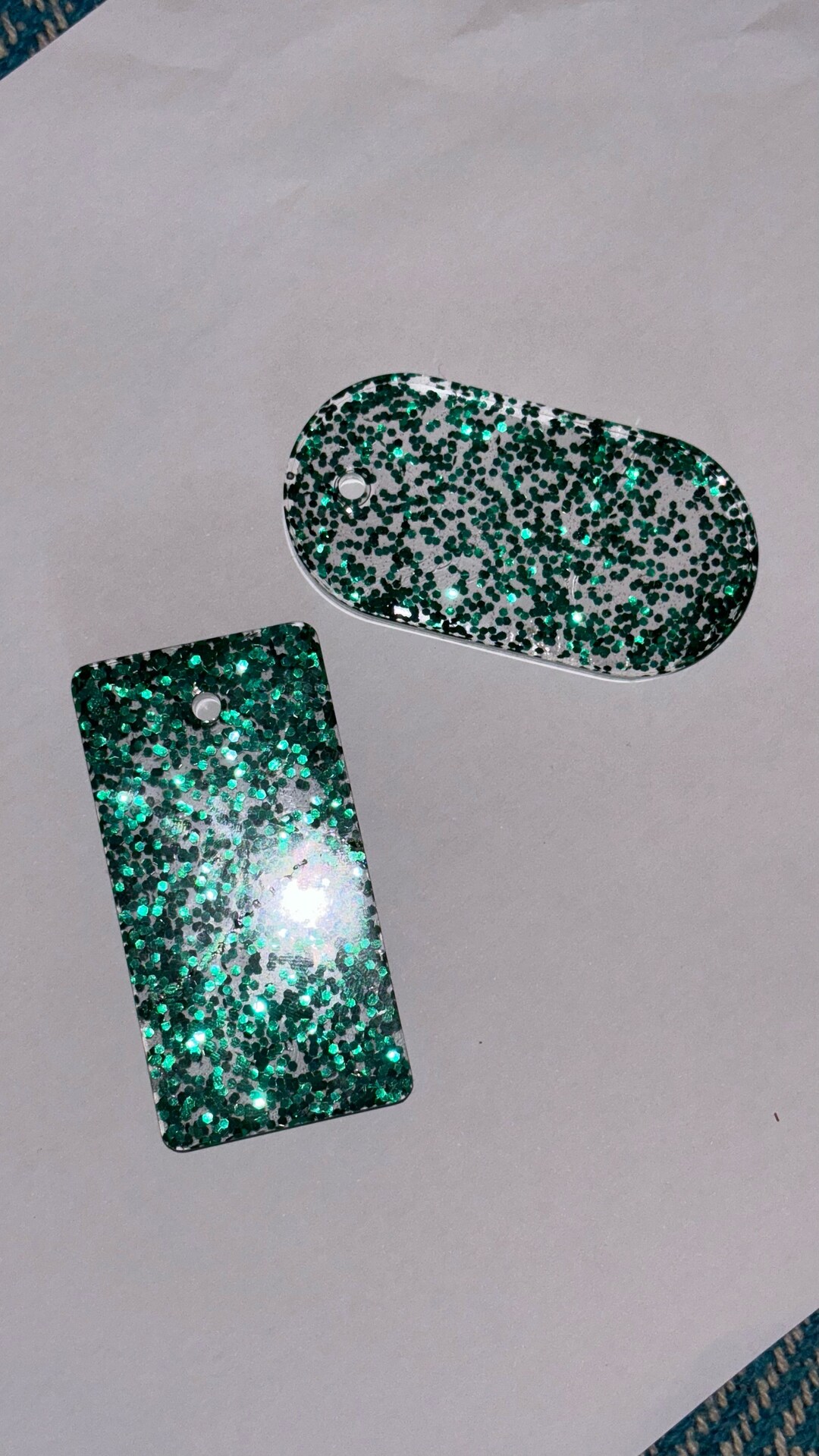 Custom Resin Glitter Key Rings With Text - Etsy