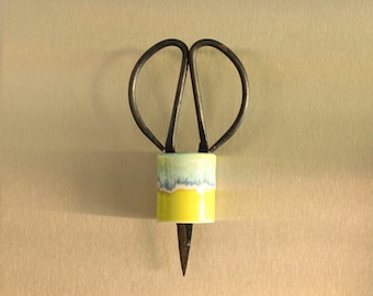 Magnetic Retractable Scissor Holder - Etsy