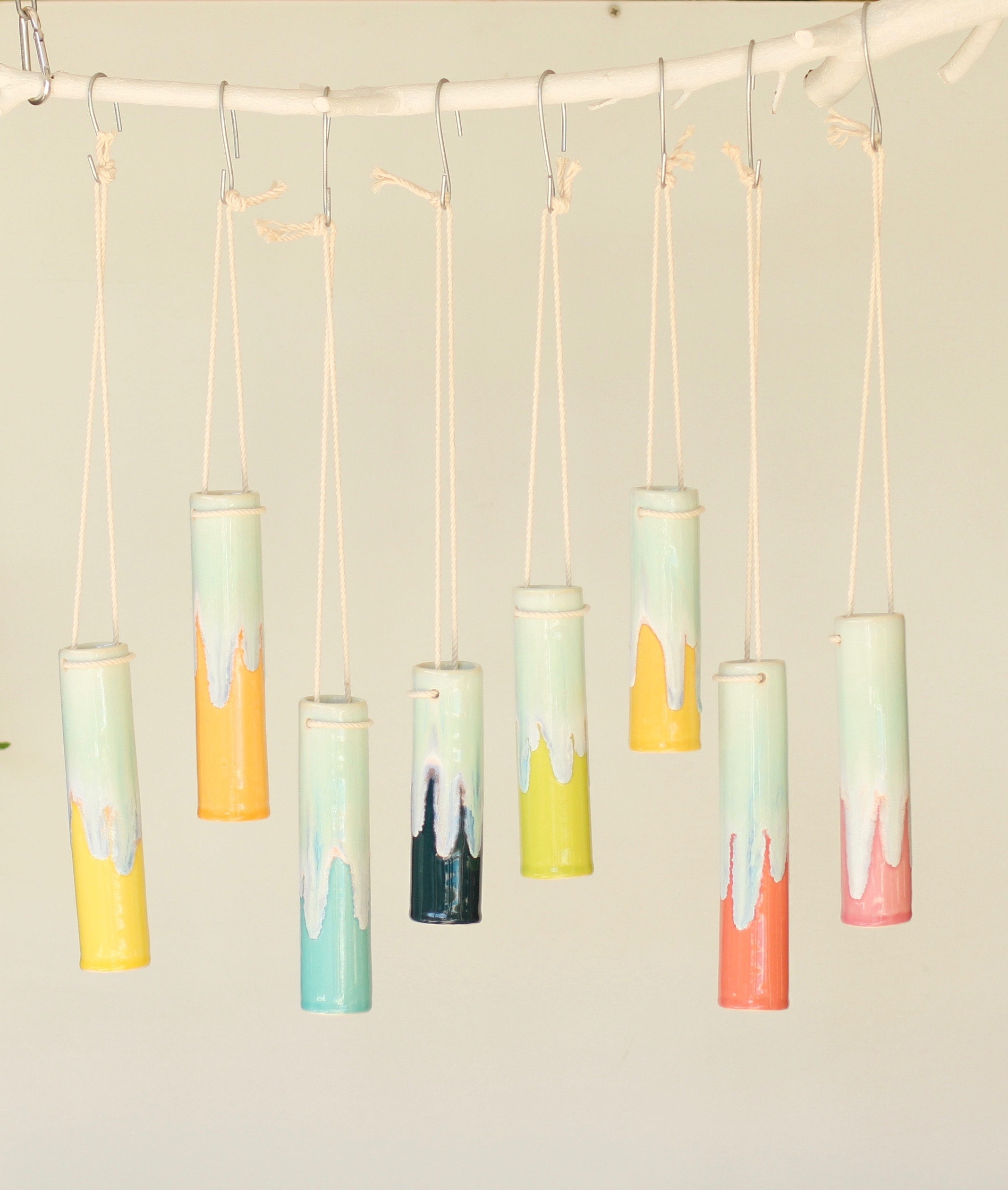 hanging vase, choose your favorite // wall vase // wall decor ...