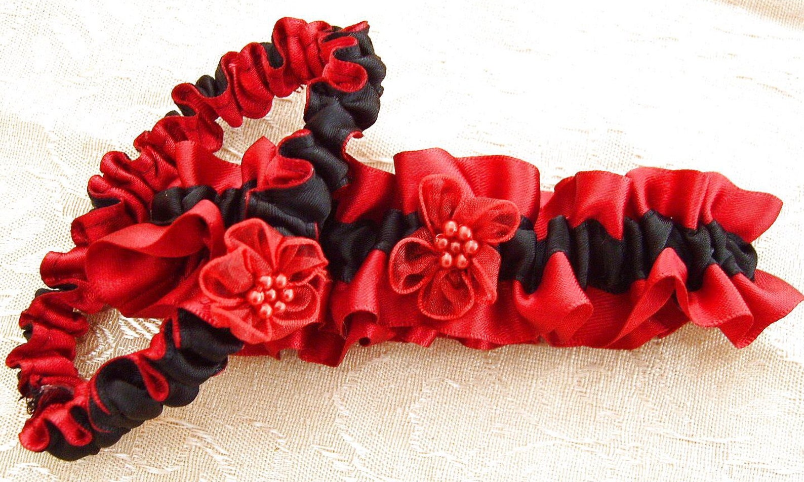 Red and Black Wedding Bridal Garter Set Bridal Accessories or | Etsy