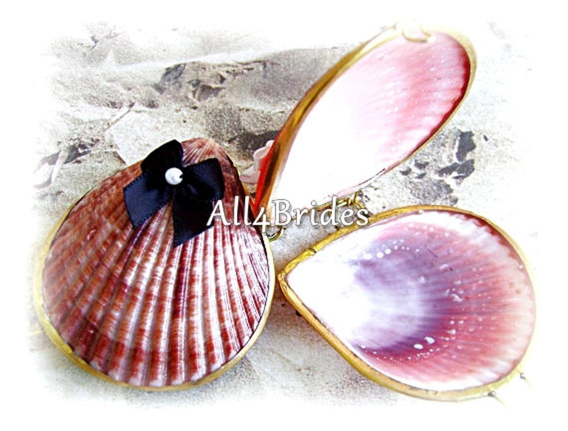 Beach Wedding Set of Two Clam Seashell Ring Boxes for Bride - Etsy
