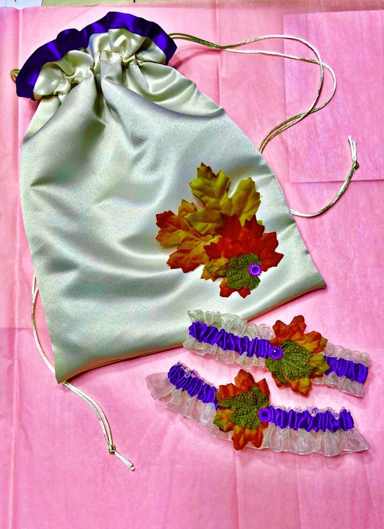 Fall Leaves Wedding Bridal Garter Leg Set and Wedding Money | Etsy