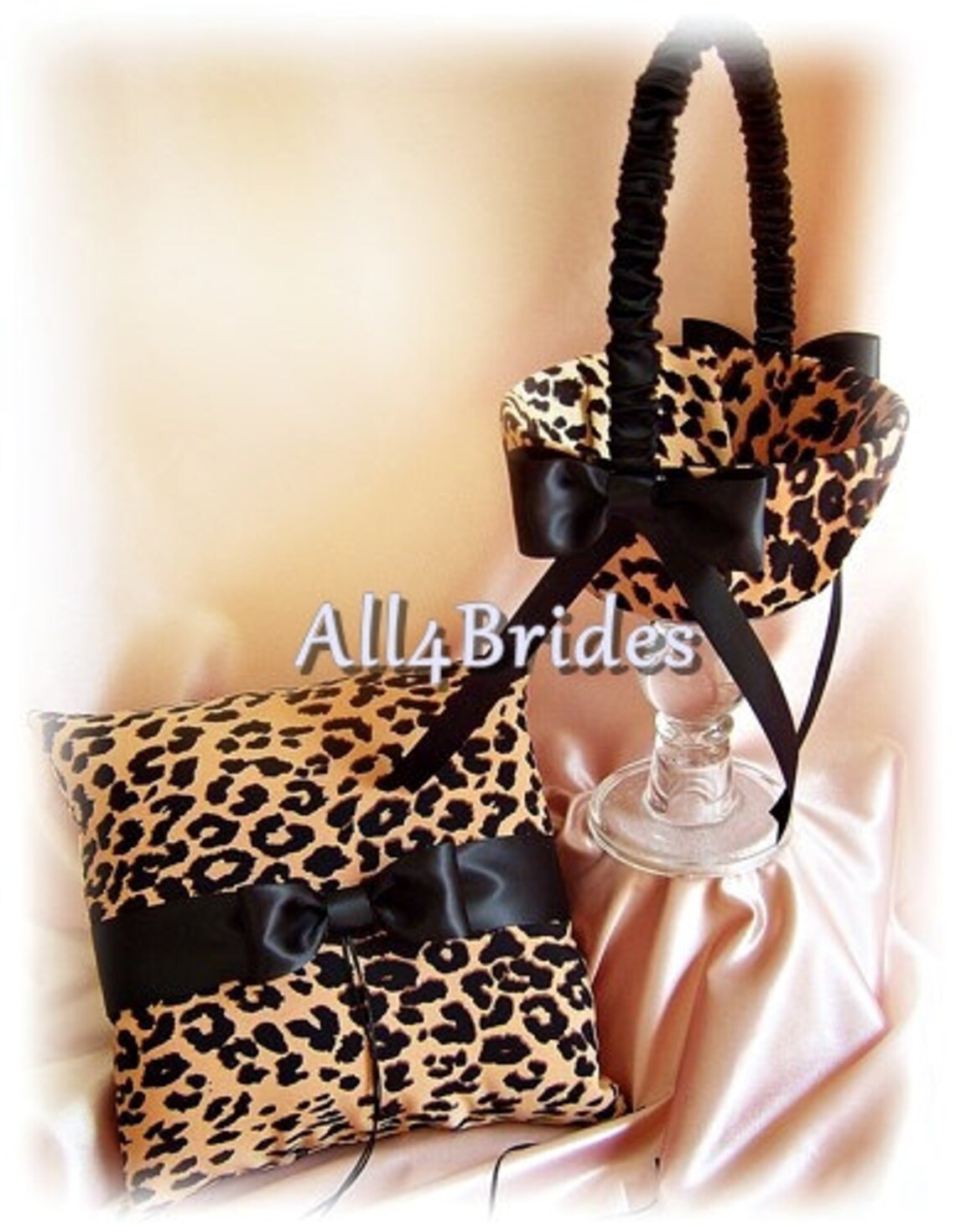 Wedding cheetah leopard print garter set bridal leg | Etsy