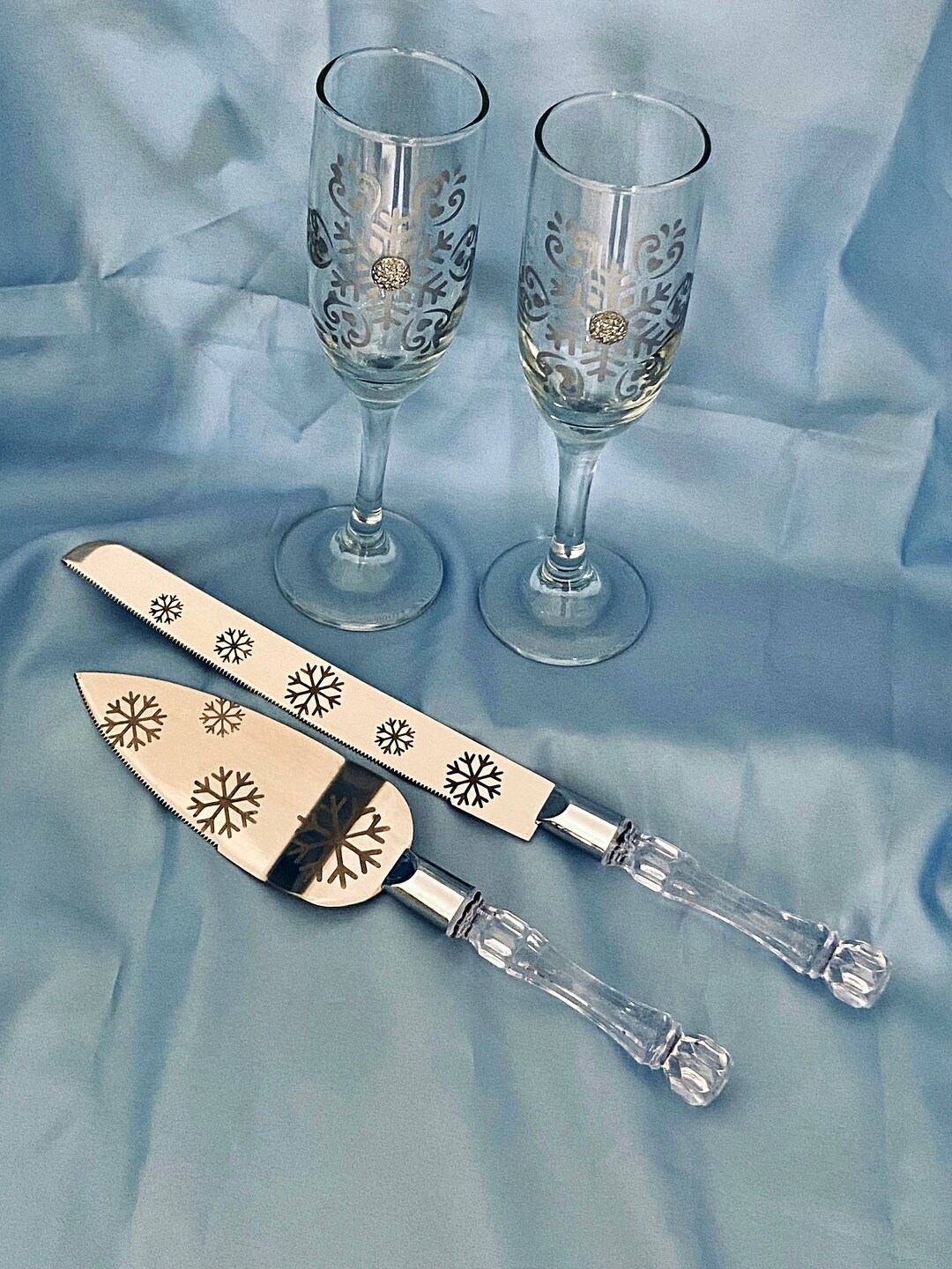 Snowflake Champagne Glasses and Cake Cutting Set, Christmas Winter ...
