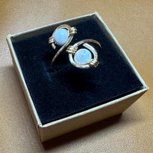 White Wagnerite Stone Wire Ring - Etsy