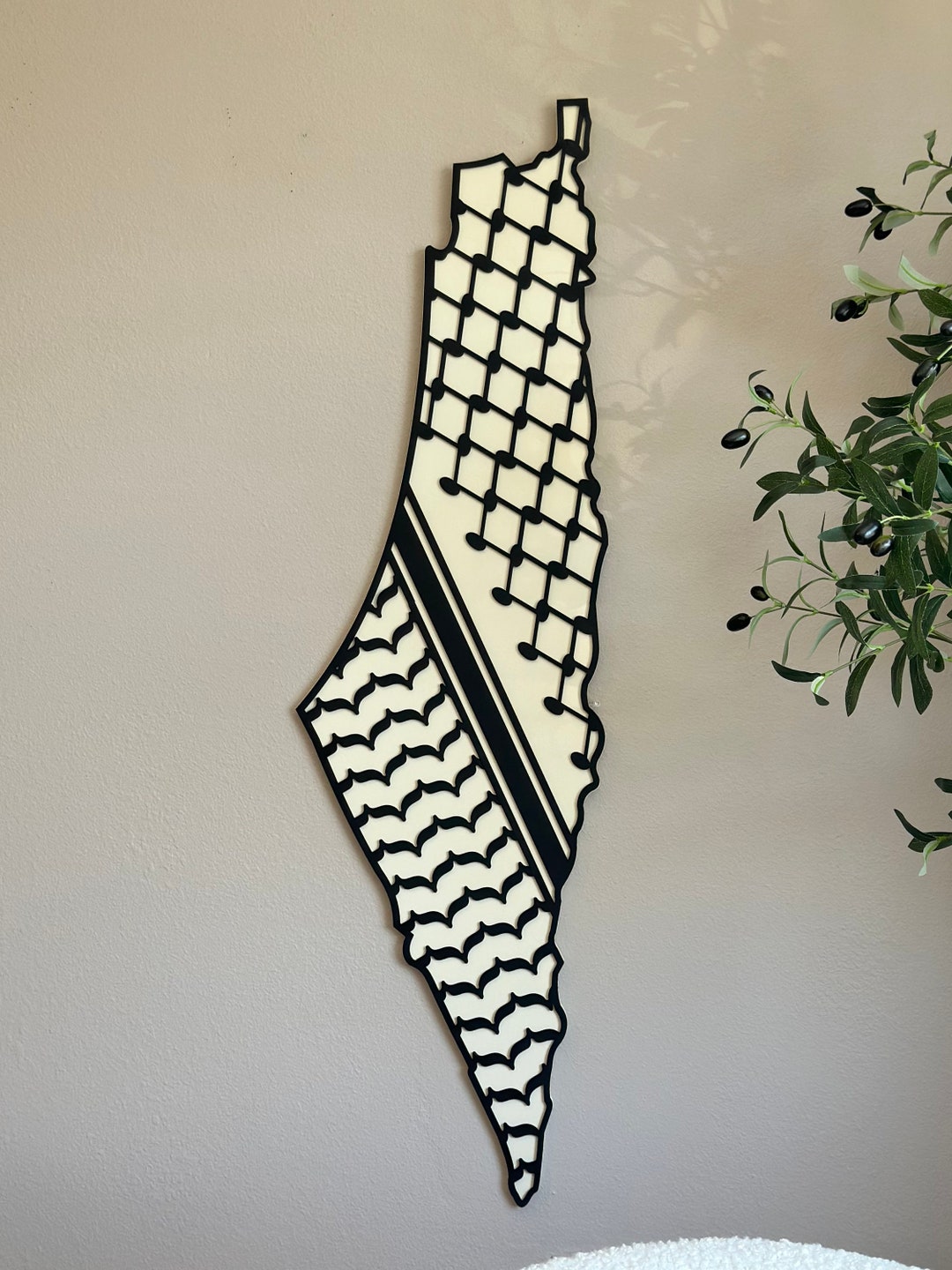 X-large Wooden Palestine Map With Keffiyeh Pattern/ White & Black - Etsy