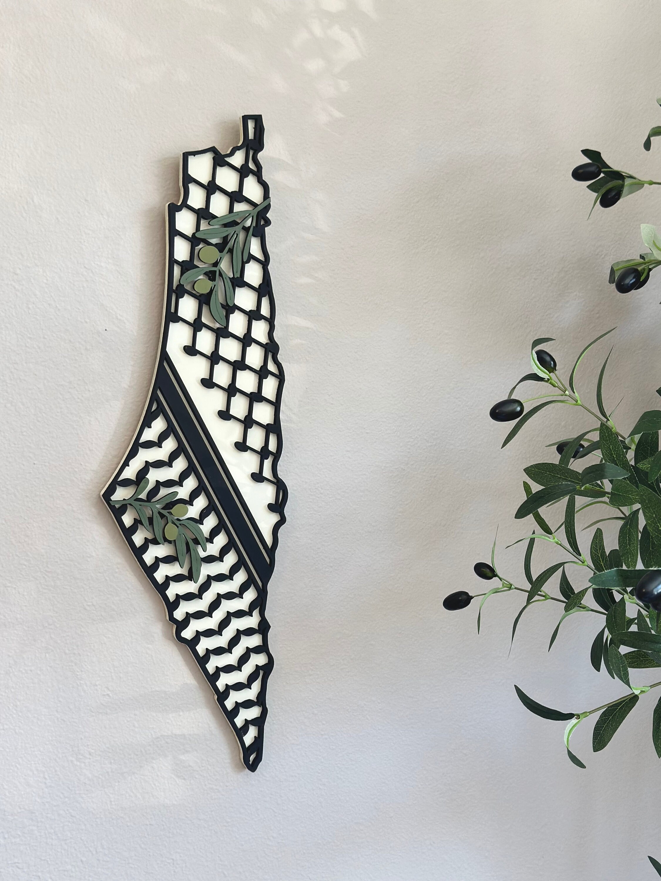 Wooden Palestine Map With Olive Leaves and Black Keffiyeh Patterns - Etsy